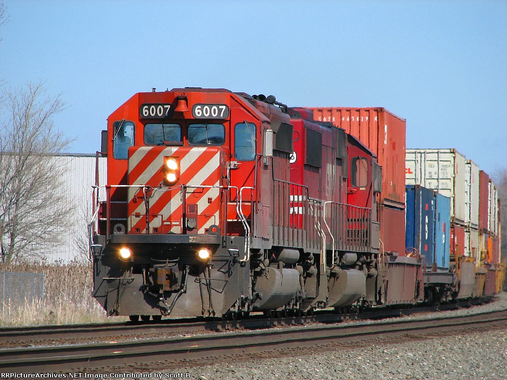 CP 6007 NS23t comes off the connector on its way to Chi town